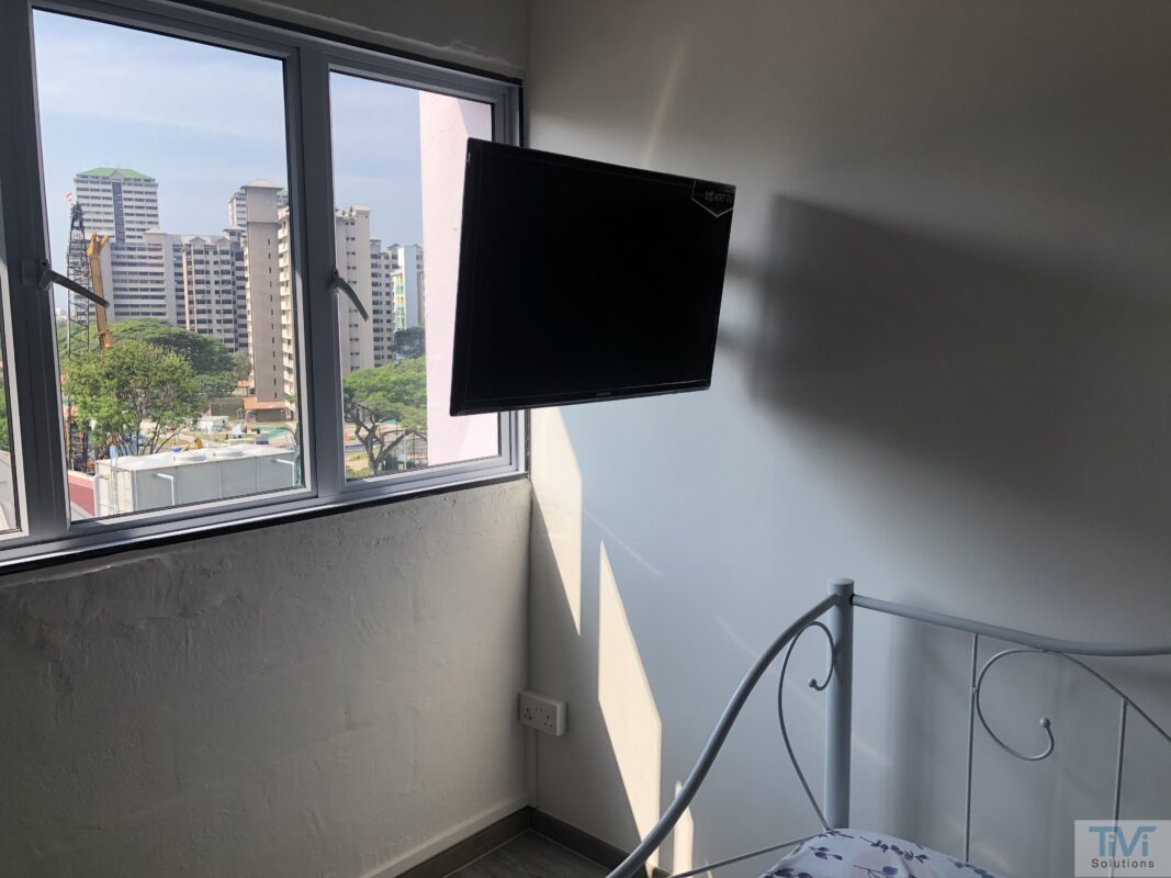 Single Arm Full Motion Mount Suitable for TV 32-52" (T101) - Tivi Solutions